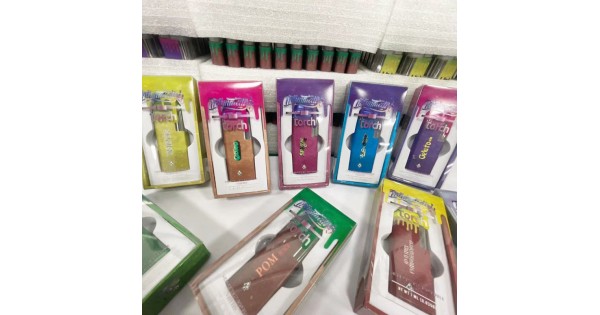 Intimatedirl x Torch Disposable Vape Pen